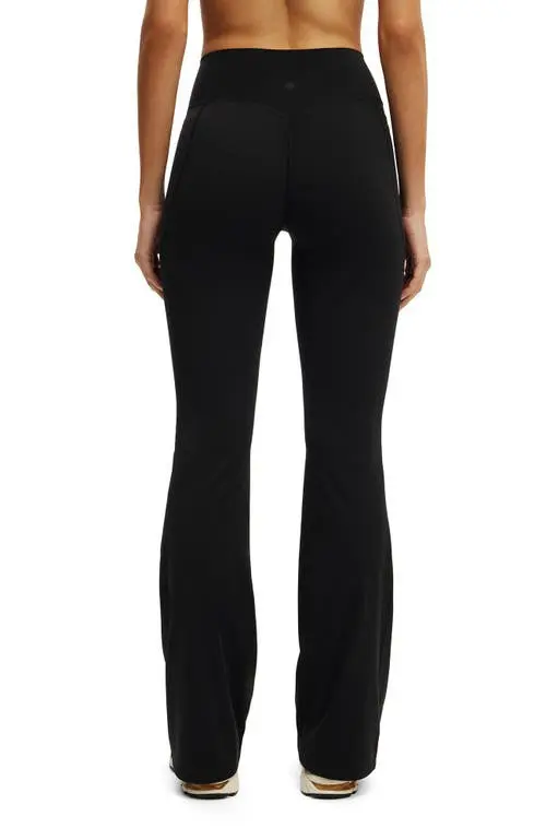 Cotton:on Active Ultra Luxe Invisible Scrunch Flare