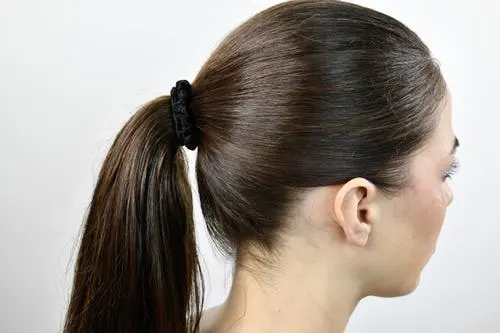 WHITE LOTUS BEAUTY Mulberry Silk Scrunchies Pack Of 3 - Neutral