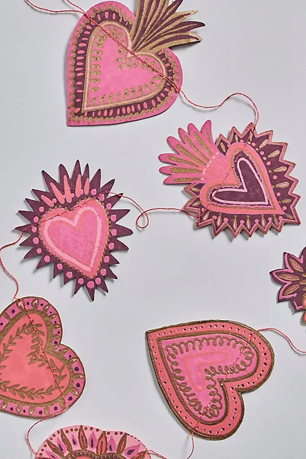 EAST END PRESS Sweet Hearts Sewn Garland - Pink Combo