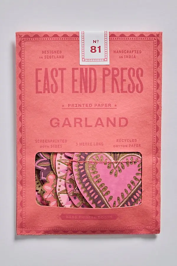 EAST END PRESS Sweet Hearts Sewn Garland