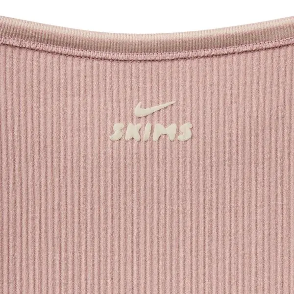 SKIMS Ribbed Seamless Cami - Himalayan/ecru