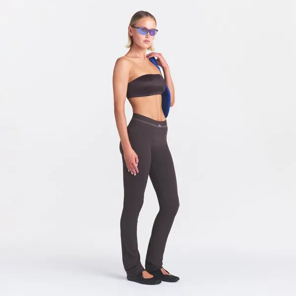 SKIMS 34" Straight Legging | Deep Neutral | | Nike Ribbed Seamless