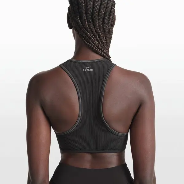 SKIMS Racer Front Bra Obsidian | Black | | Nike Ribbed Seamless - Obsidian/armor