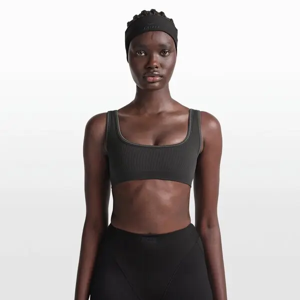 SKIMS Micro Scoop Bra | Black | | Nike Ribbed Seamless