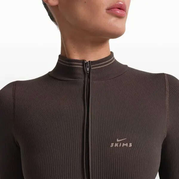 SKIMS Zip Up Cropped Ribbed Seamless Jacket