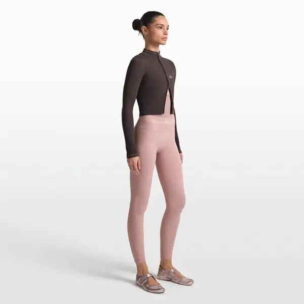 SKIMS 26" Legging Himalayan | Pink | | Nike Ribbed Seamless