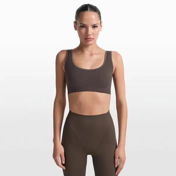 SKIMS Nike Ribbed Seamless Scoop Bra Phoenix - Phoenix/truffle