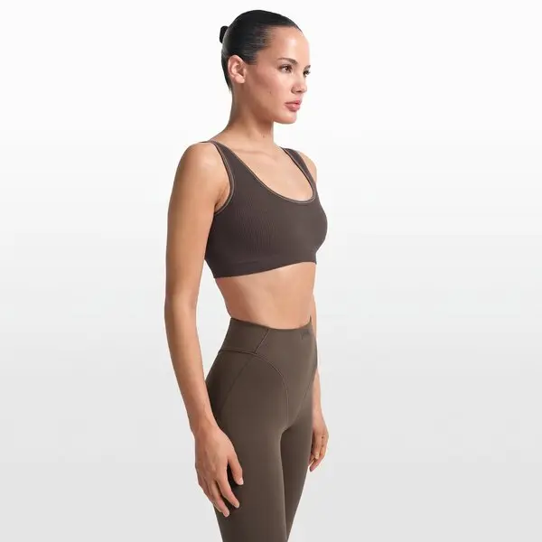 SKIMS Nike Ribbed Seamless Scoop Bra Phoenix - Phoenix/truffle