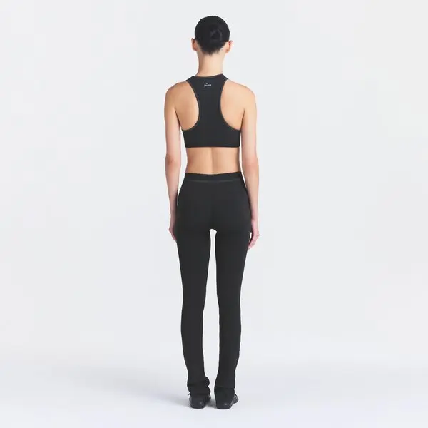SKIMS 34" Straight Legging | Black | | Nike Ribbed Seamless