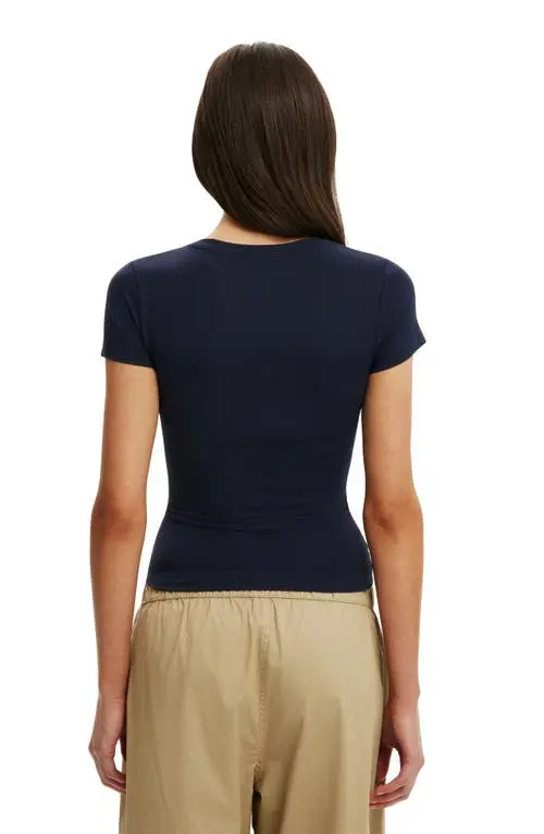 COTTON ON Hold Me Short Sleeve Crew Neck