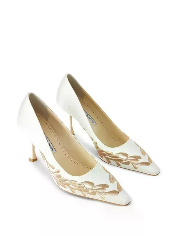 Manolo Blahnik Rabata Embroidered Pointed-toe Pumps