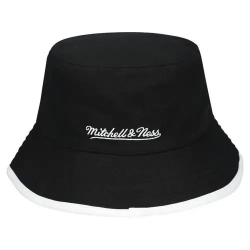 Mitchell & Ness Chicago Bulls Reversible Bucket Hat