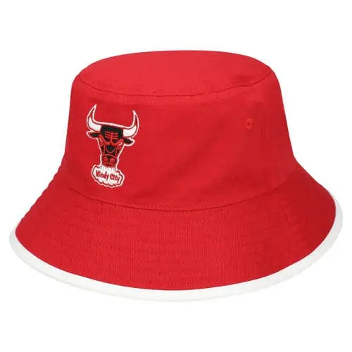 Mitchell & Ness Chicago Bulls Reversible Bucket Hat