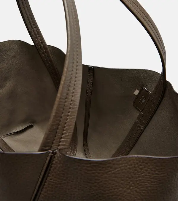 Chloé Spin Medium Leather Tote Bag