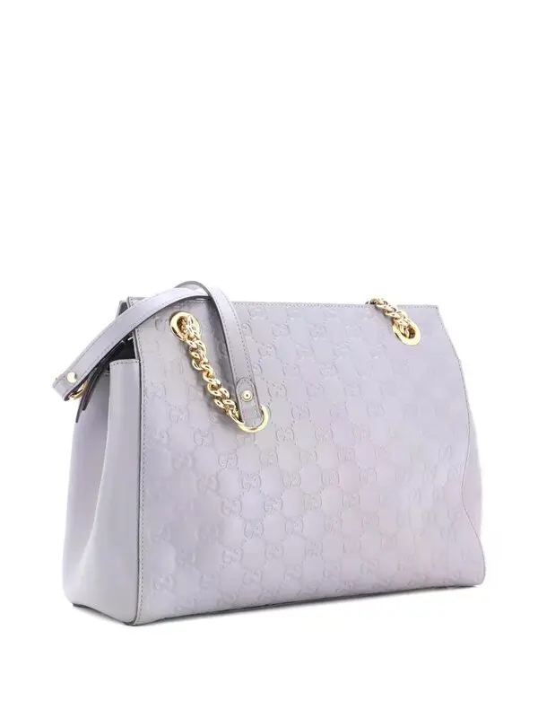 Gucci Soft Signature Sissima Leather Medium Tote Bag