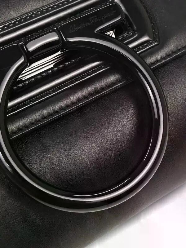 FERRAGAMO 1990-2000s Gancini Leather Shoulder Bag