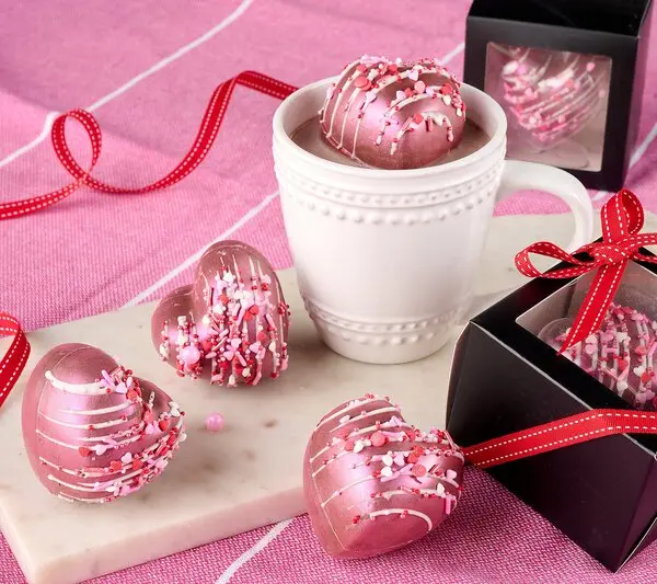 CHOCOLATE WORKS Heart Shaped Hot Chocolate Bombs In Boxes - One-color