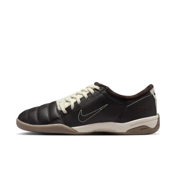 Nike Total 90 Sneakers