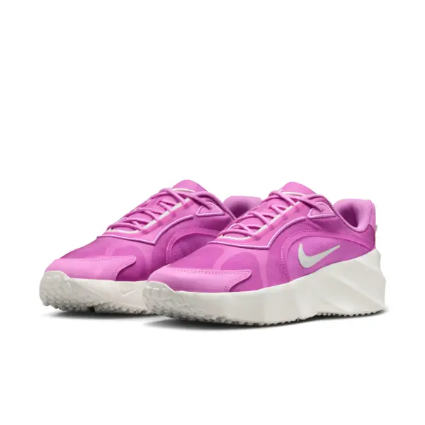 Nike Aura Edge Shoes