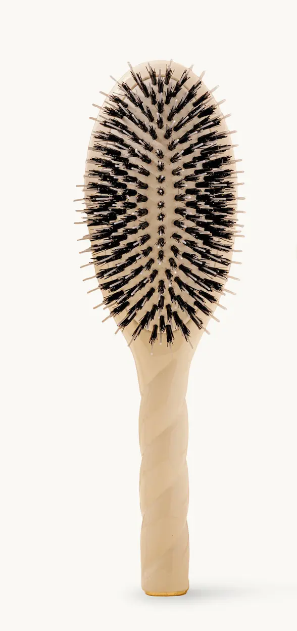 LA BONNE BROSSE The Care & Detangling Hairbrush - Creamy White