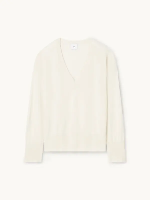 GWYN Boyfriend V-neck Sweater
