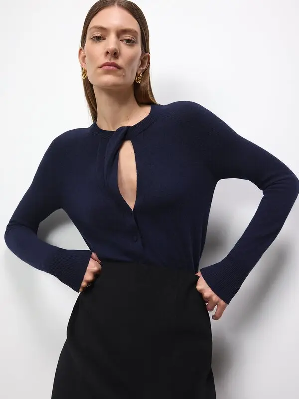 GWYN Button Detailed Cardigan - Navy