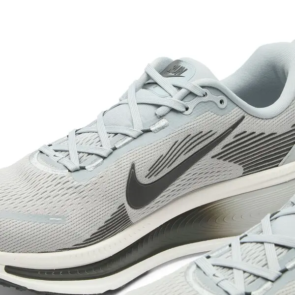 Nike Vomero 18 Sneaker - Wolf Grey/anthracite/pure Platinum