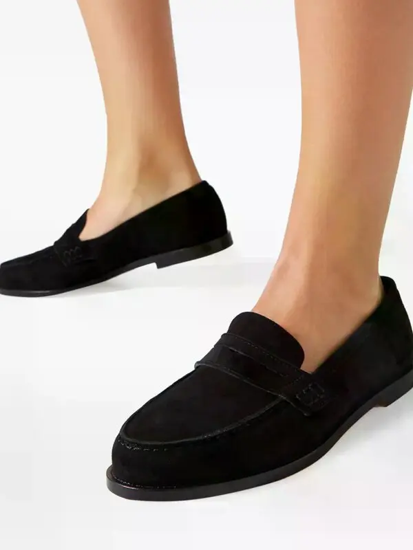 Manolo Blahnik Perrita Round-toe Loafers - Black