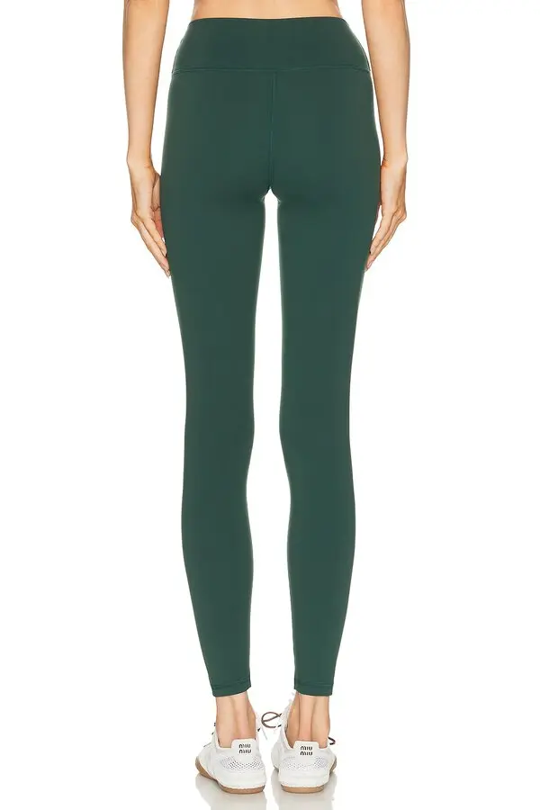 SPORTY & RICH Serif Logo Legging In Dark Green