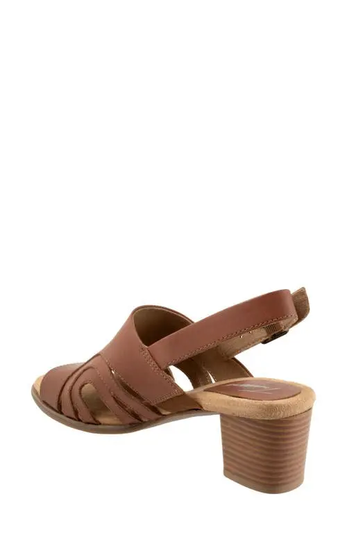 Trotters Mariam Slingback Sandal