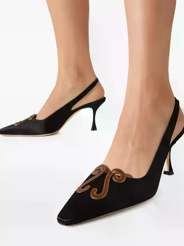 Manolo Blahnik Durbar Pointed Pumps