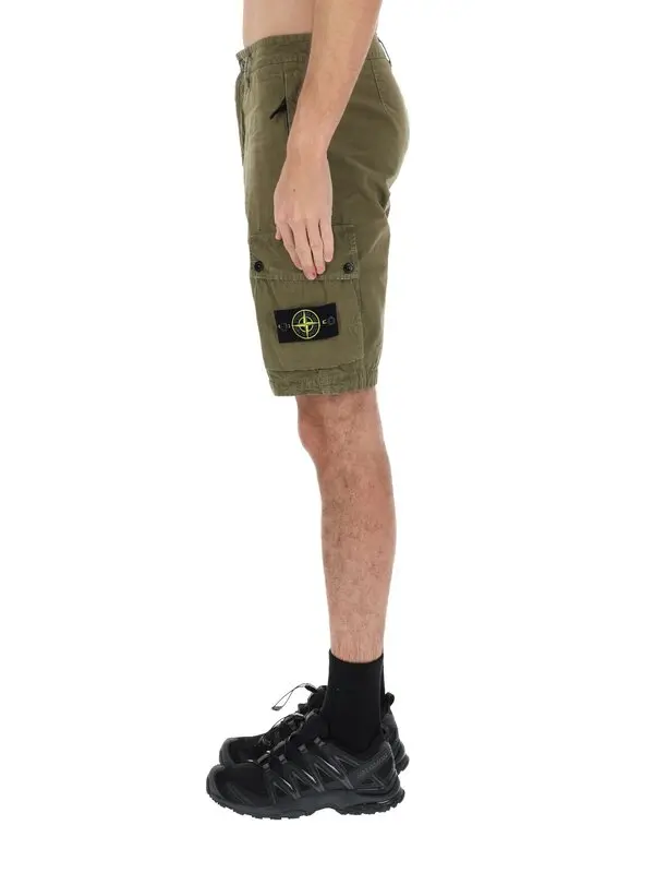 Stone Island Cargo Shorts With Logo Patch - Military Green