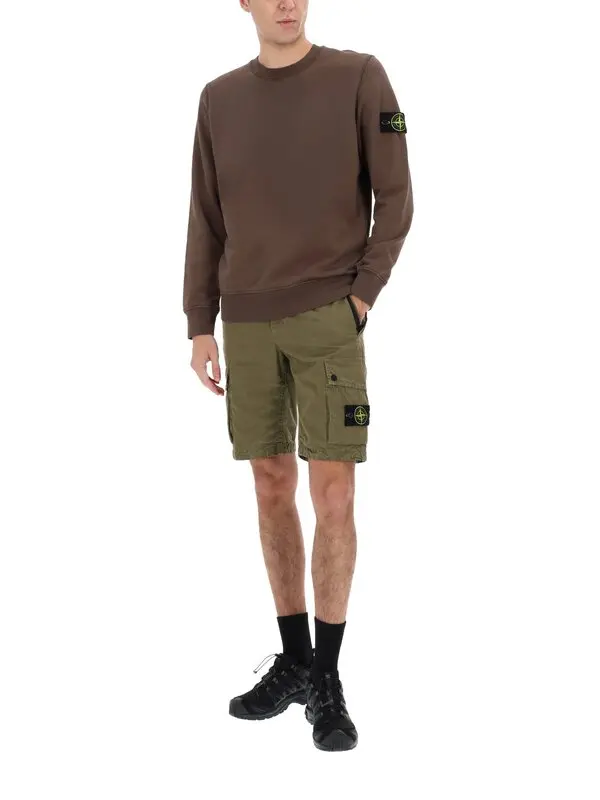 Stone Island Cargo Shorts With Logo Patch - Military Green