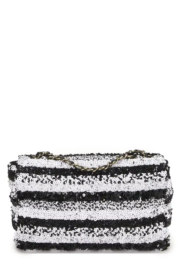 Chanel Flap Bag With Sequins - Multi