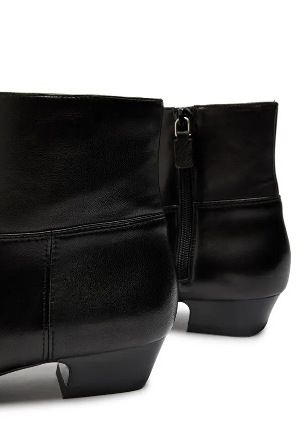 STUART WEITZMAN Stassi 20 Leather Ankle Boots - Black