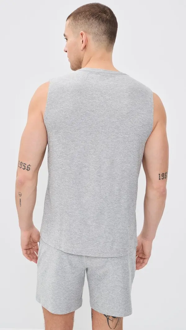 Beyond Yoga Featherweight Freeflo Muscle Tank 2.0 - Silver Mist