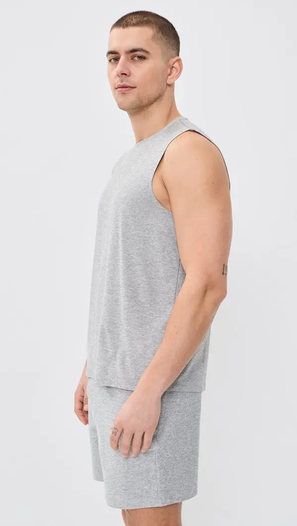 Beyond Yoga Featherweight Freeflo Muscle Tank 2.0 - Silver Mist