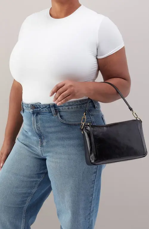 Hobo Darcy Leather Carryall Crossbody Bag - Black