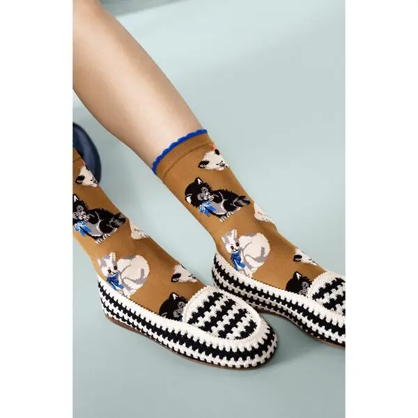 Hansel From Basel Kitkat Crew Socks - Camel