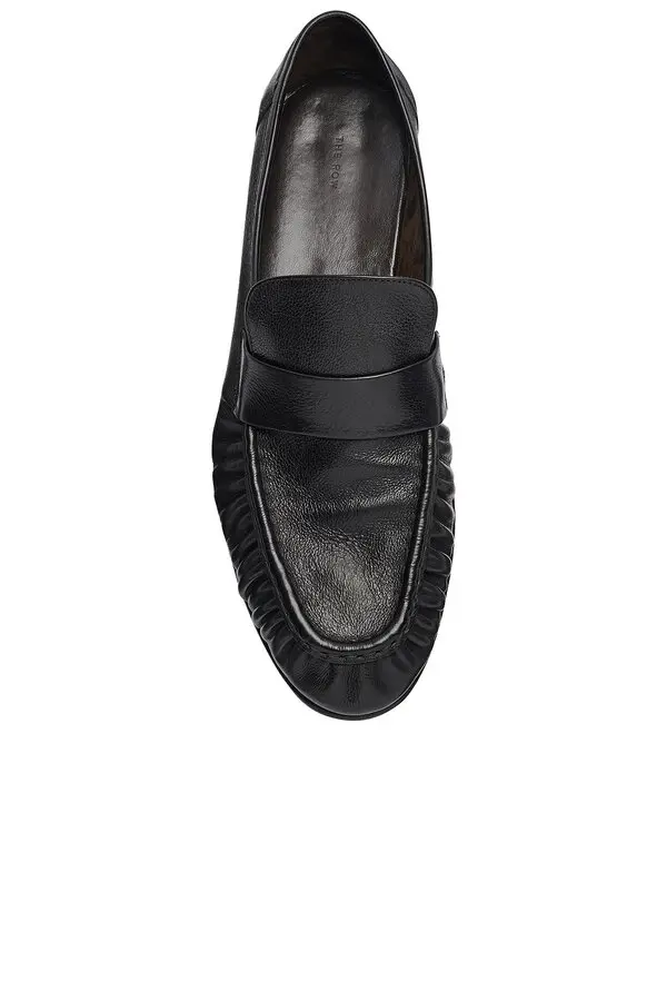 THE ROW Soft Loafer - Black