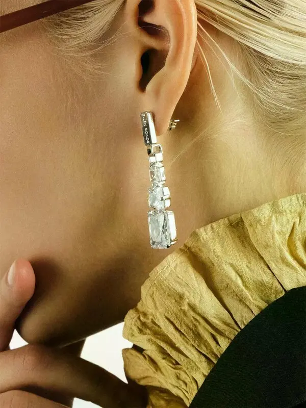 ELLEN CONDE Crystal Drop Earrings