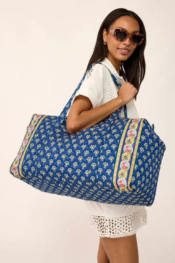 VERA BRADLEY Large Original Duffel Bag
