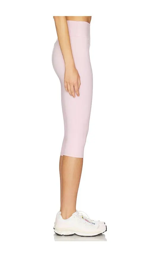 ASTORIA Capri Leggings