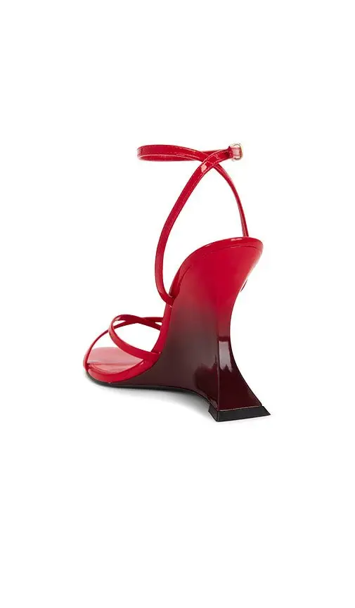 Steve Madden Layers Sandal Sculptural Wedge