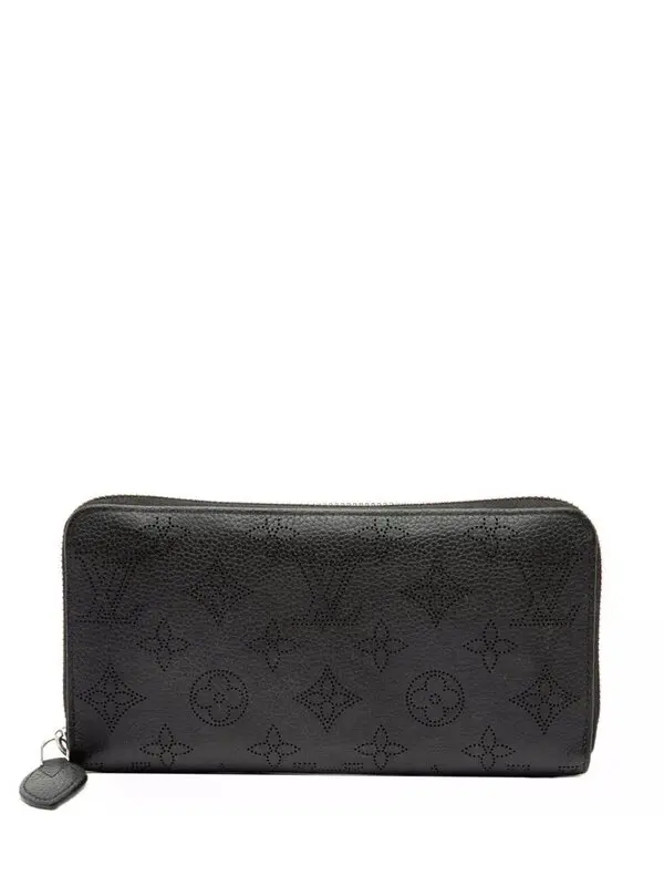 LOUIS VUITTON 2021-2025 Monogram Mahina Zippy Wallet Long Wallets - Black