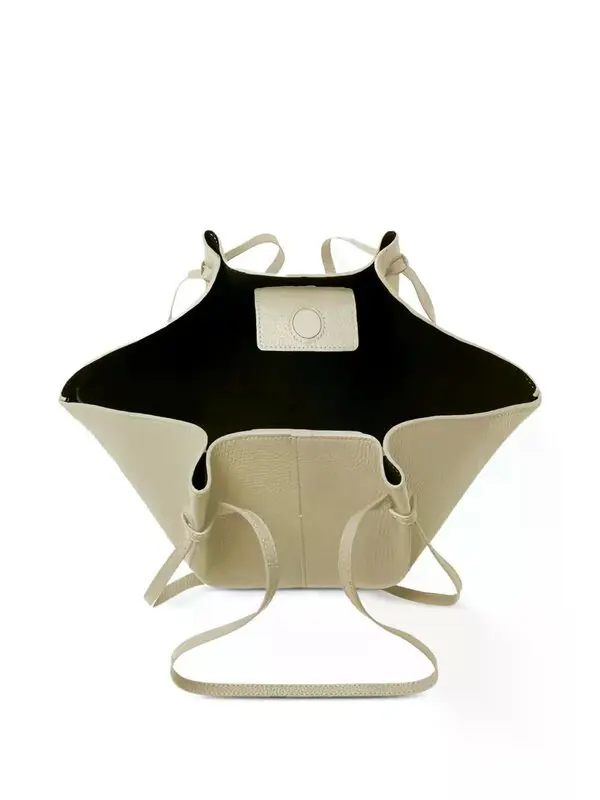 Yuzefi Mochi Shoulder Bag