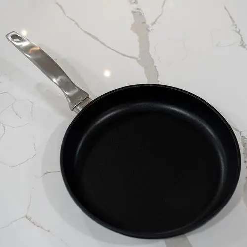 SWISS DIAMOND Chd Nonstick Fry Pan - Black