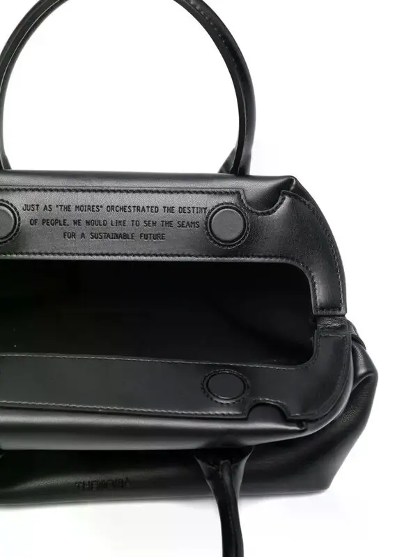 THEMOIRE Small Tallia Trank Shoulder Bag - Black