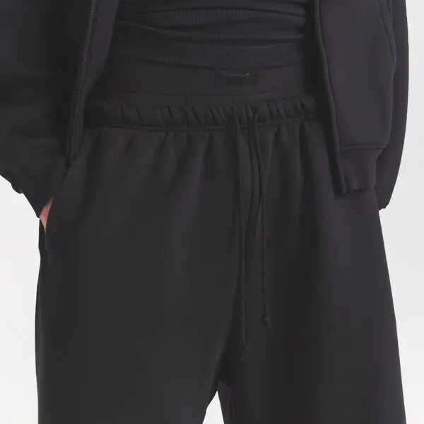 SKIMS Fleece Lounge Relaxed Long Short
