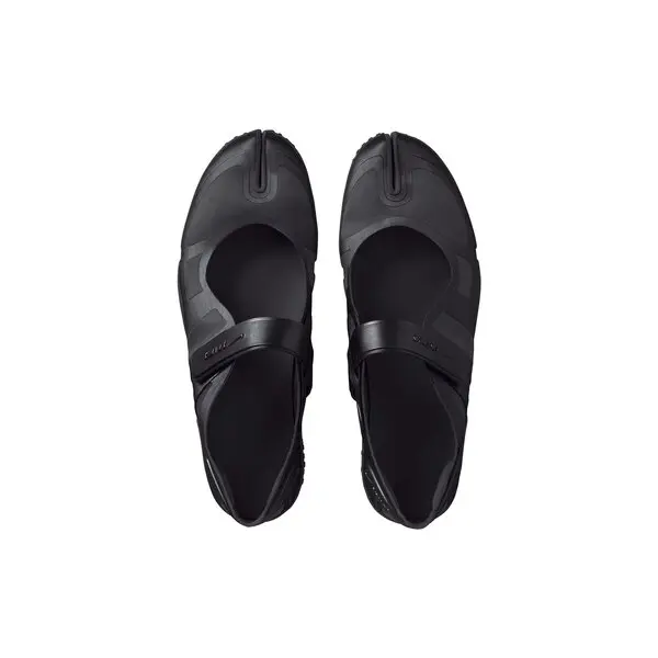 SKIMS Nikeskims Rift Satin Sneakers